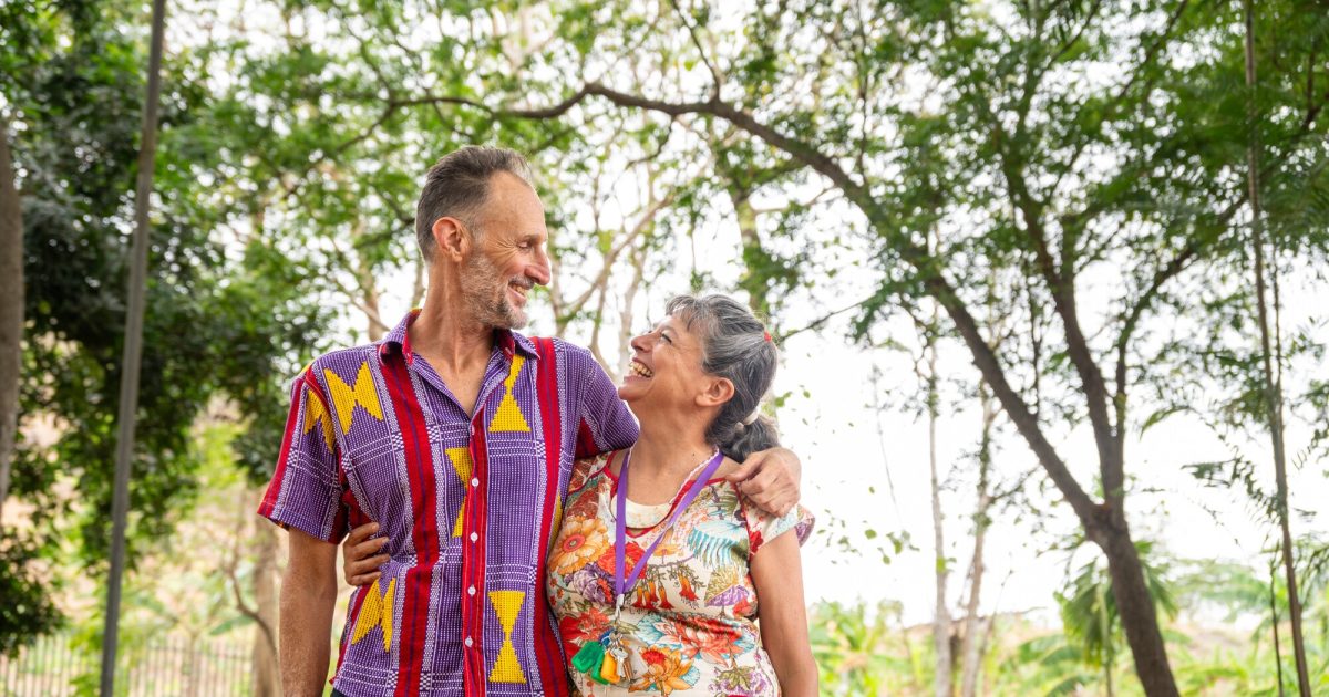 Volunteering as a couple or family | The Australian Volunteers Program